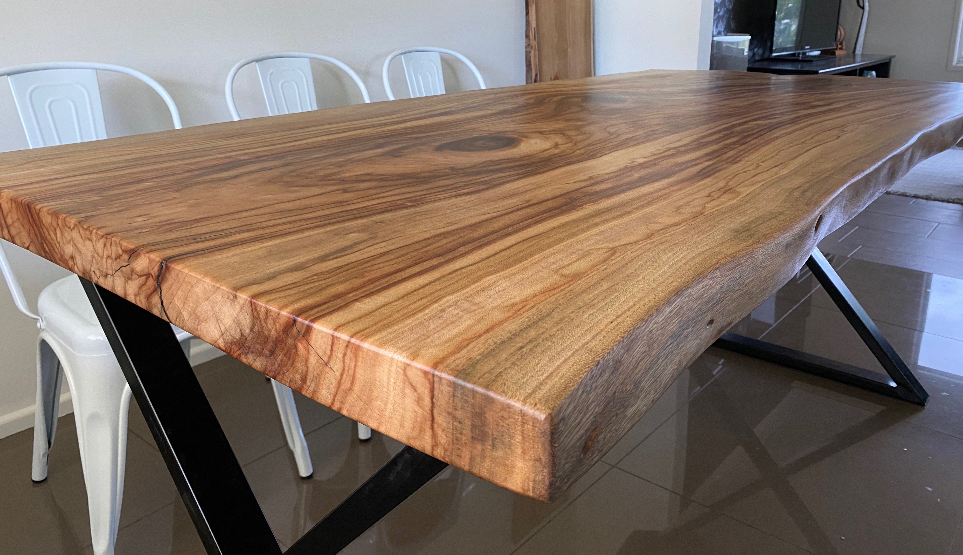 Camphor Wood Tree Furniture Recycled Hardwood Dining Table 10 Seater