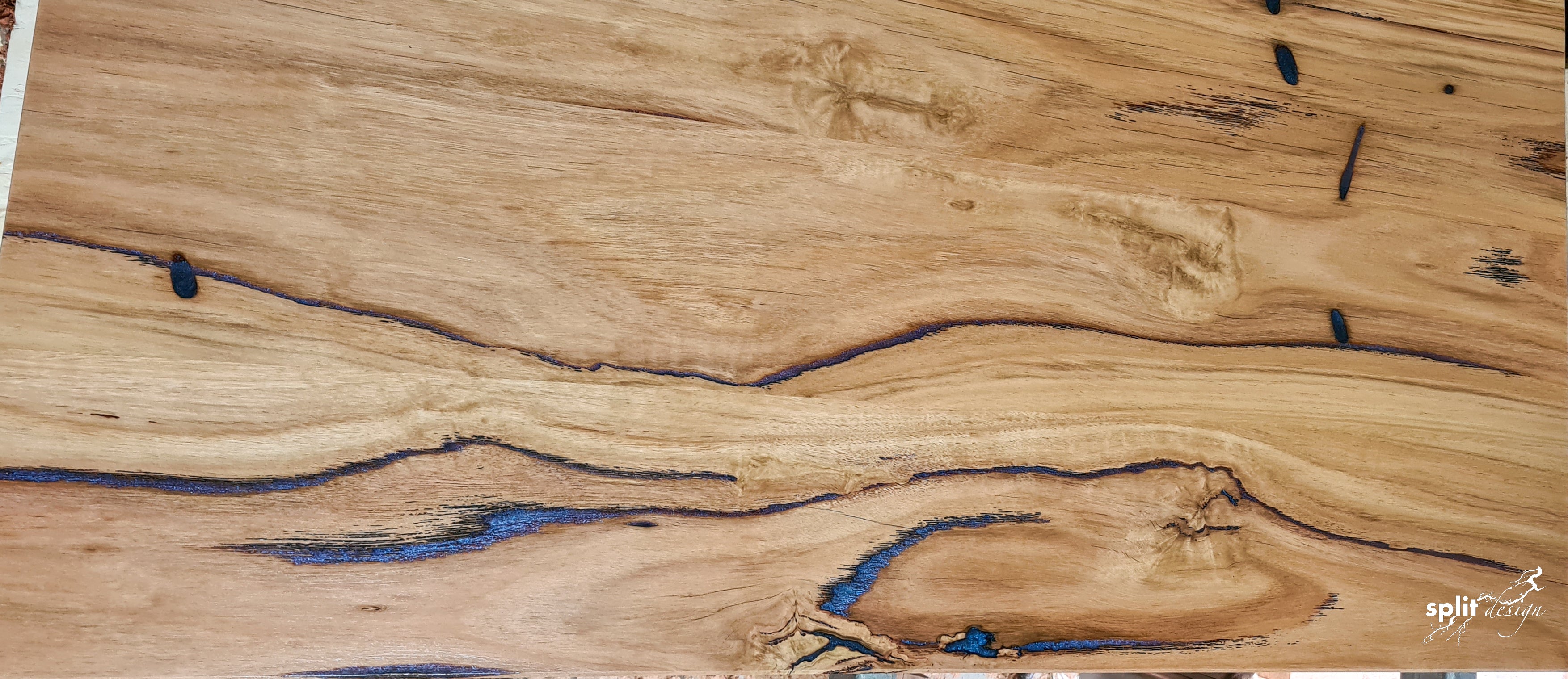 Blackbutt Benchtop 😍 – Split Design Timber & Resin Designs